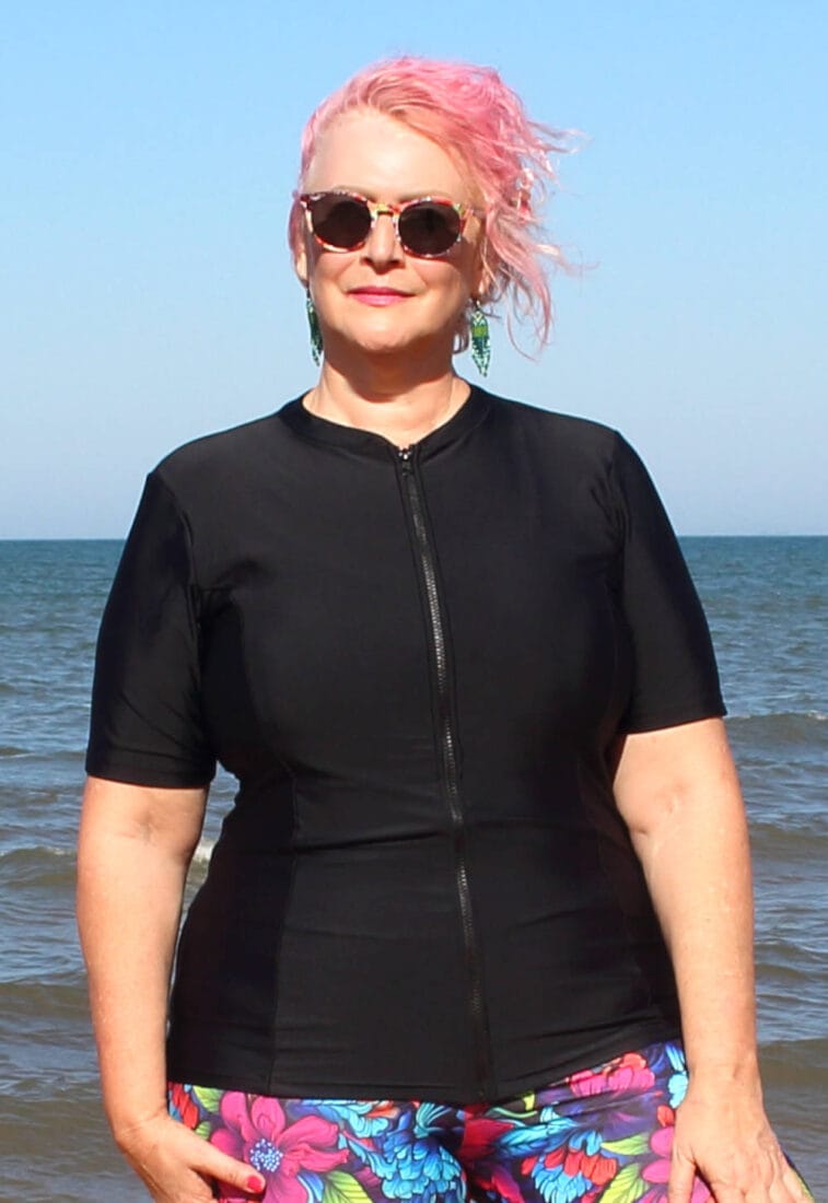 Plus Size Short Sleeve Rash Guard Zip Up For Women| Ocean Road Swimwear