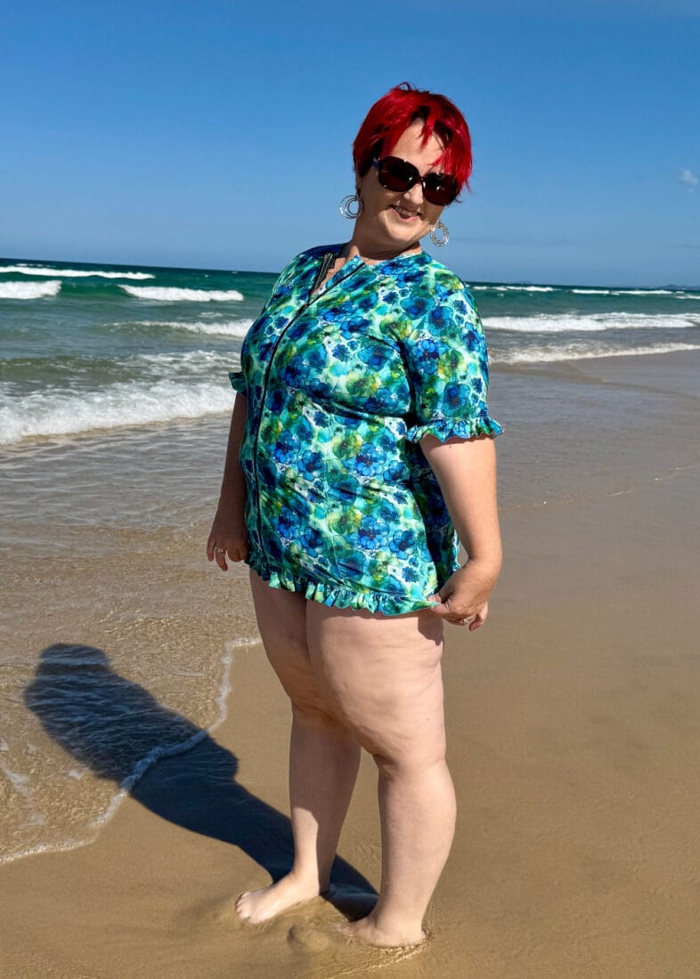 Plus Size Short Sleeve Rashie Ruffled Printed| Ocean Road Swimwear