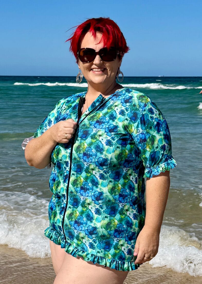 Plus Size Short Sleeve Rashie Ruffled Printed| Ocean Road Swimwear